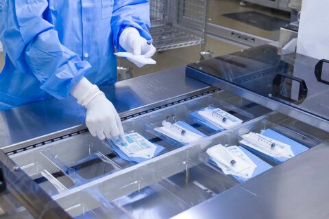 Medical Device Packaging – Benefits of Outsourcing